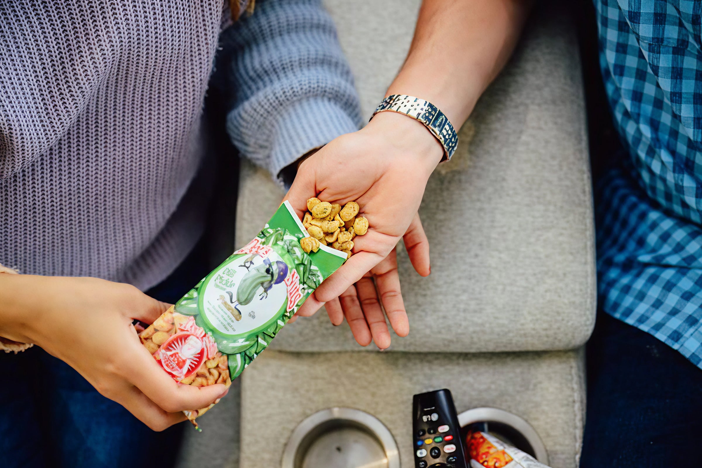 Dee’s Nuts | Snack That Goes with Everything | Snack Bold Snack Better ...